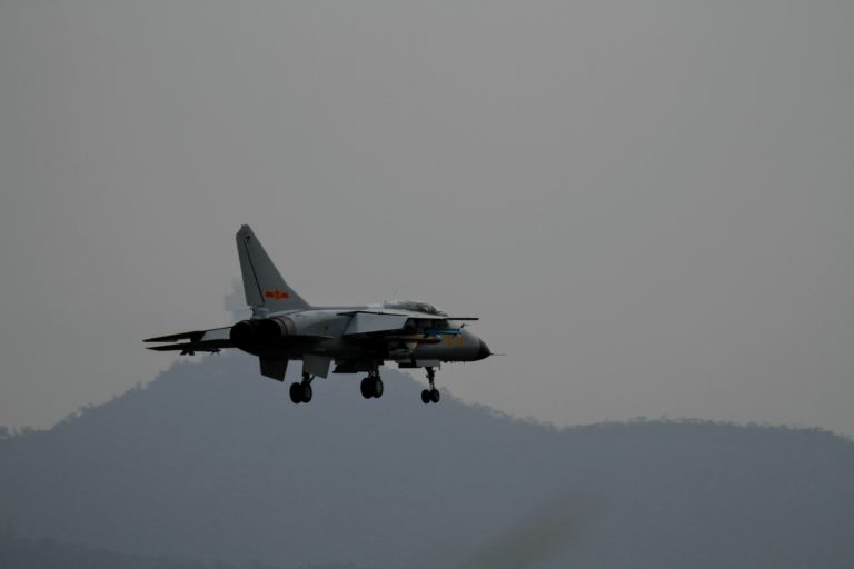 JH-7 arrives at Zhuhai - Alert 5