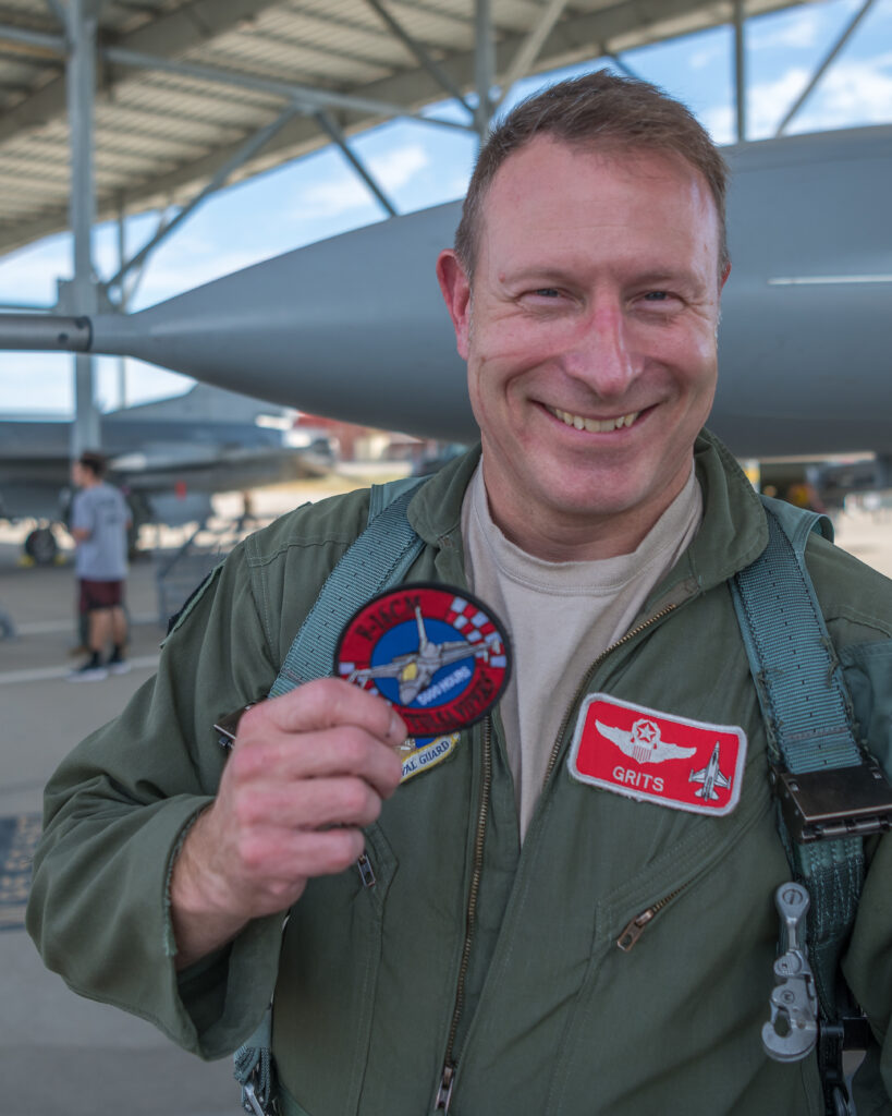 F-16 pilot clocks 5,000 hours in the jet – Alert 5