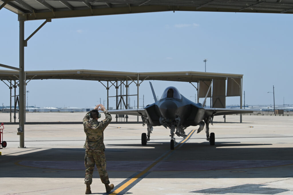 301st Fighter Wing receives first F-35A - Alert 5