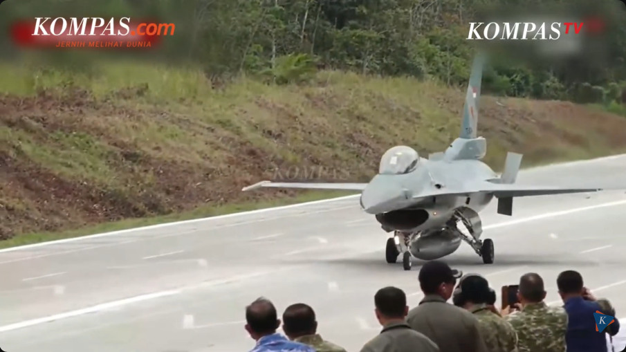 Indonesia Air Force successfully conducts road runway exercise - Alert 5